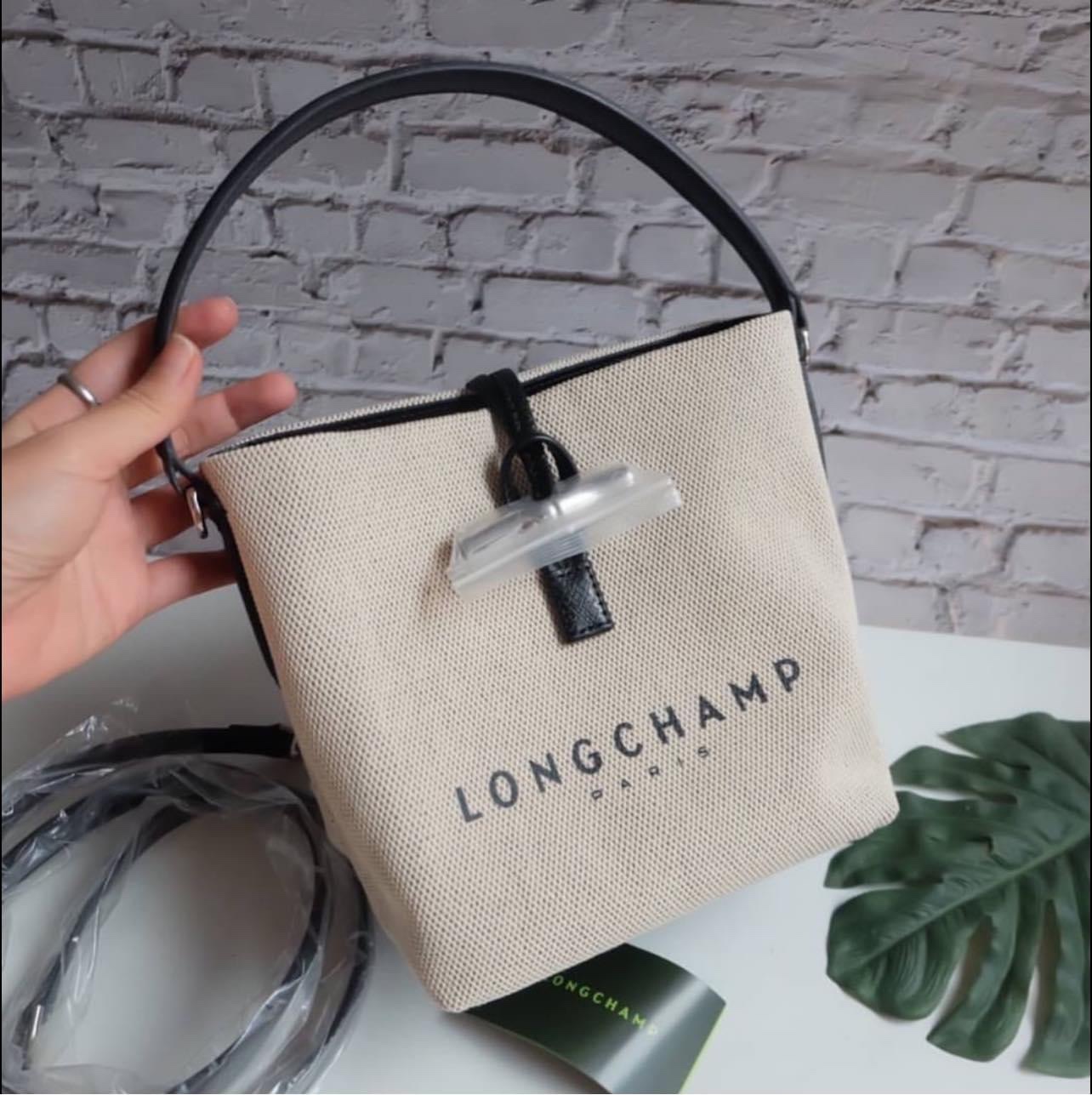 ค่าตัวน้องไม่แพงLongchamp Essential Toile Ecru ⋆ น้องขาวผัดรีวิวสินค้า